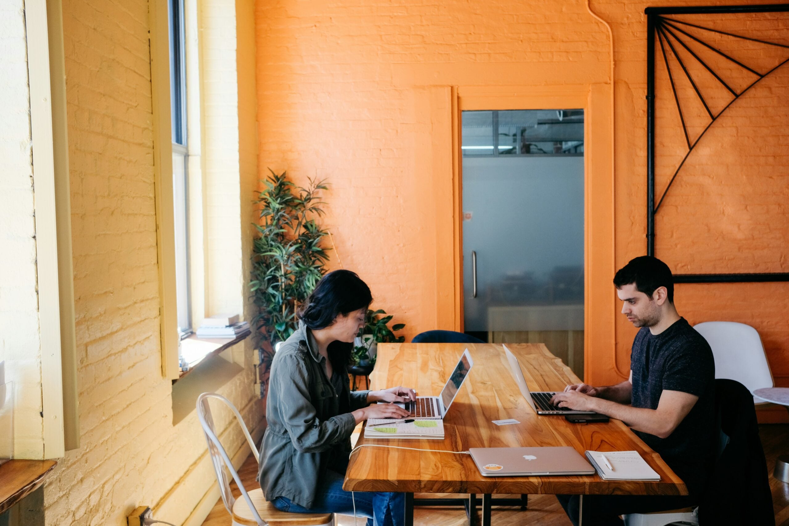 Freelance Agency Scaling Blueprint: 1 to 20 Employees - Jobbers